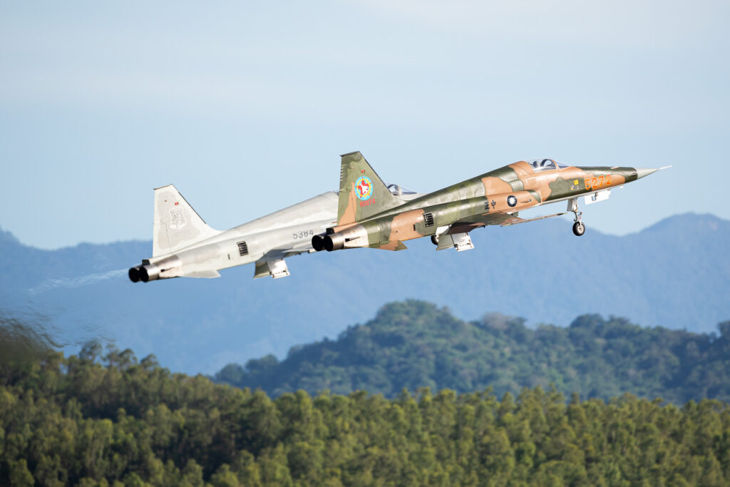 Taiwan Planespotting – www.flying-wings.com